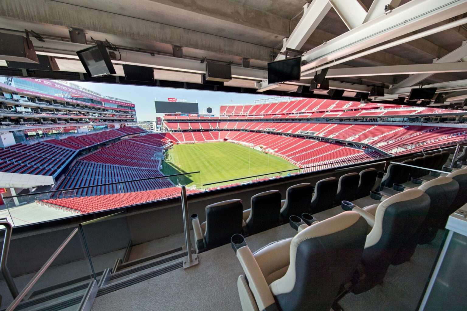 The Best Seats for San Francisco 49ers at Levi’s Stadium