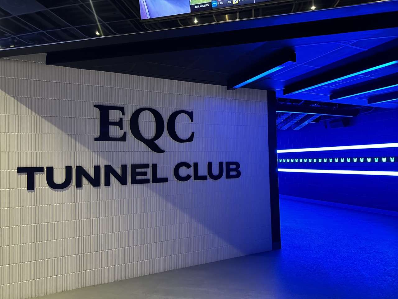 Seattle Seahawks Tunnel Club Experience - Is It Worth It? - SeatSecrets