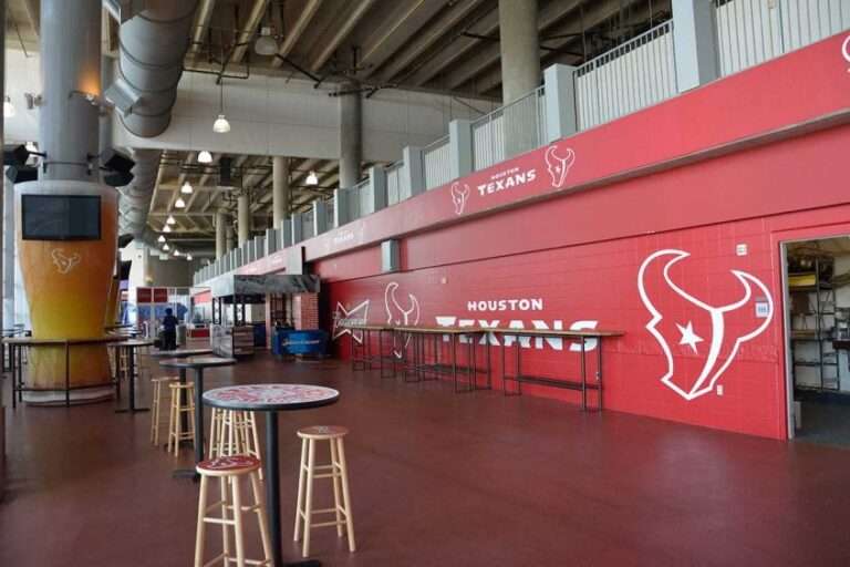 The Best Seats for The Houston Texans at NRG Stadium