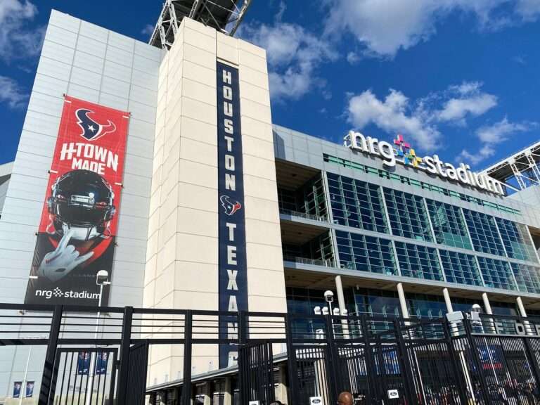 The Best Seats for The Houston Texans at NRG Stadium