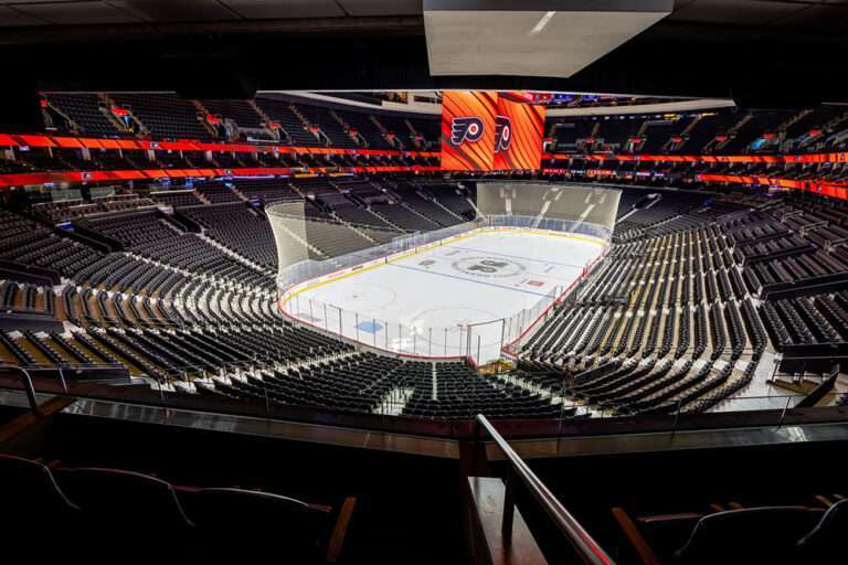 The Best Seats for Philadelphia 76ers and Philadelphia Flyers at Wells ...