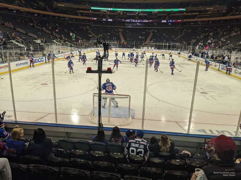 The Best Seats for New York Knicks and New York Rangers at Madison ...