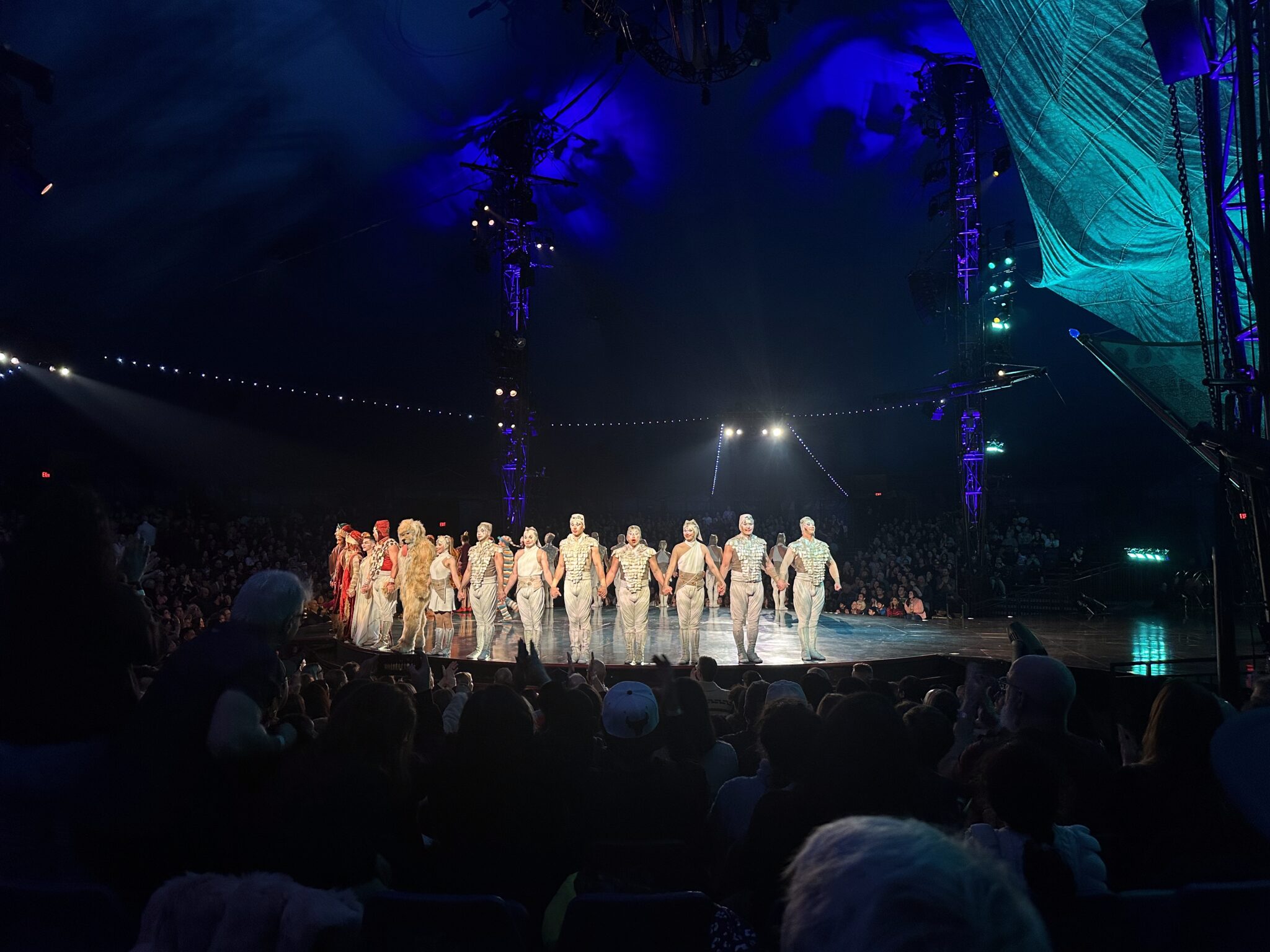Side Seats vs. Center Seats: A Guide to Kooza by Cirque du Soleil