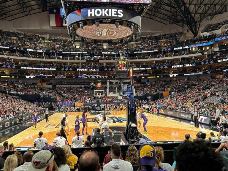 The Best Seats for Dallas Mavericks at American Airlines Center