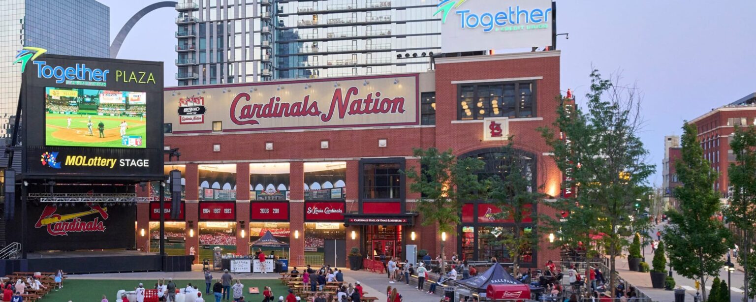 The Best Seats for the St. Louis Cardinals at Busch Stadium
