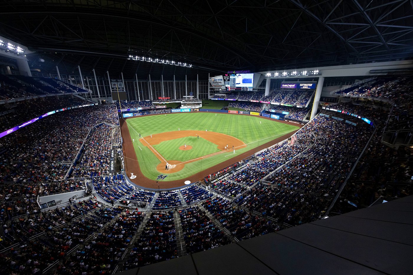 The Best Seats for the Miami Marlins at LoanDepot Park