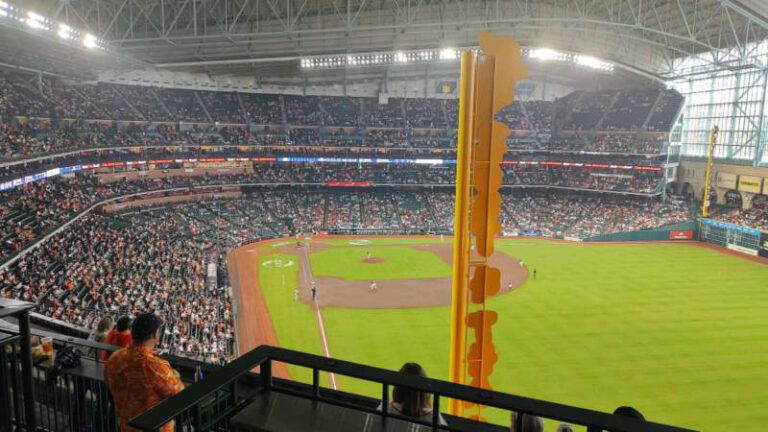 The Best Seats for the Houston Astros at Daikin Park