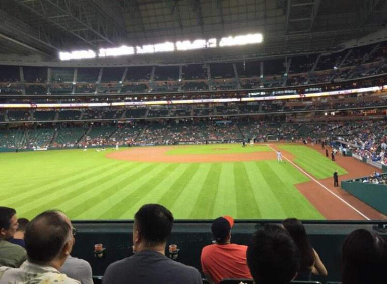 The Best Seats for the Houston Astros at Daikin Park