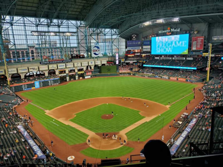The Best Seats for the Houston Astros at Daikin Park
