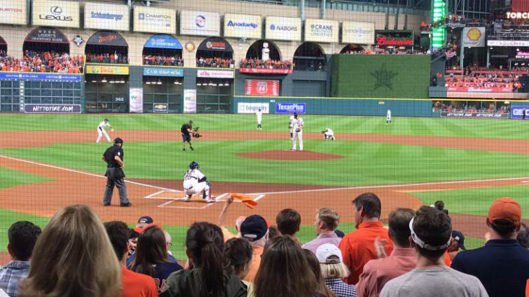 The Best Seats for the Houston Astros at Daikin Park
