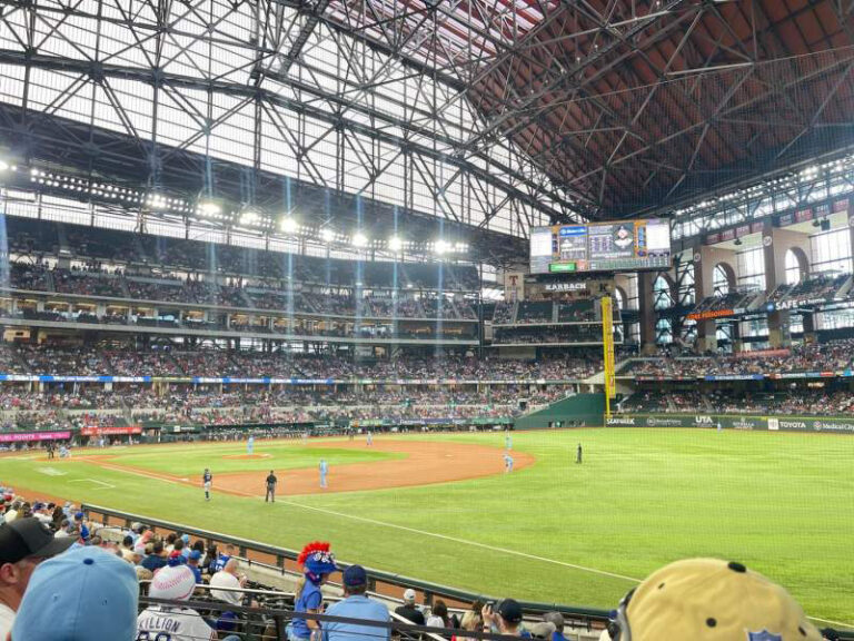 The Best Seats for the Texas Rangers at Globe Life Field