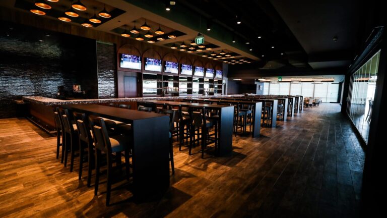 The Best Seats for the Houston Astros at Daikin Park