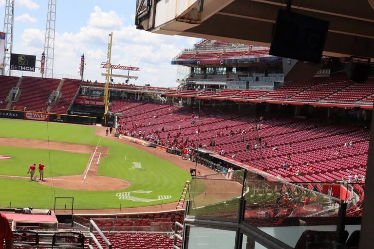 The Best Seats for the Cincinnati Reds at Great American Ball Park
