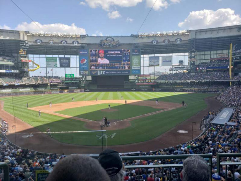 The Best Seats for the Milwaukee Brewers at American Family Field