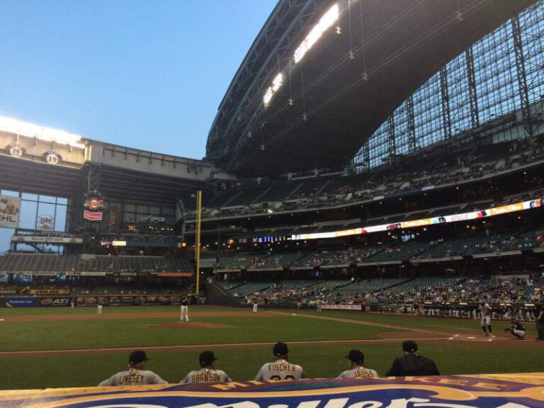 The Best Seats for the Milwaukee Brewers at American Family Field