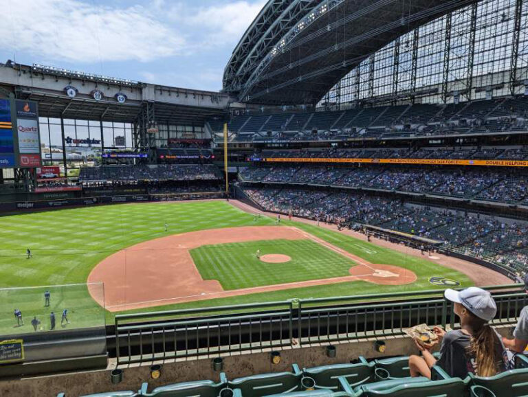 The Best Seats for the Milwaukee Brewers at American Family Field