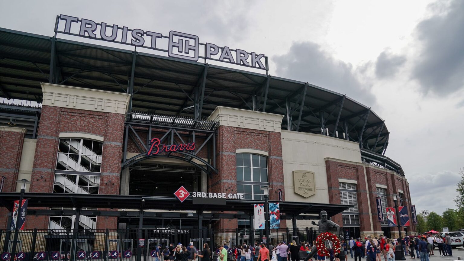 The Best Seats for the Atlanta Braves at Truist Park - SeatSecrets