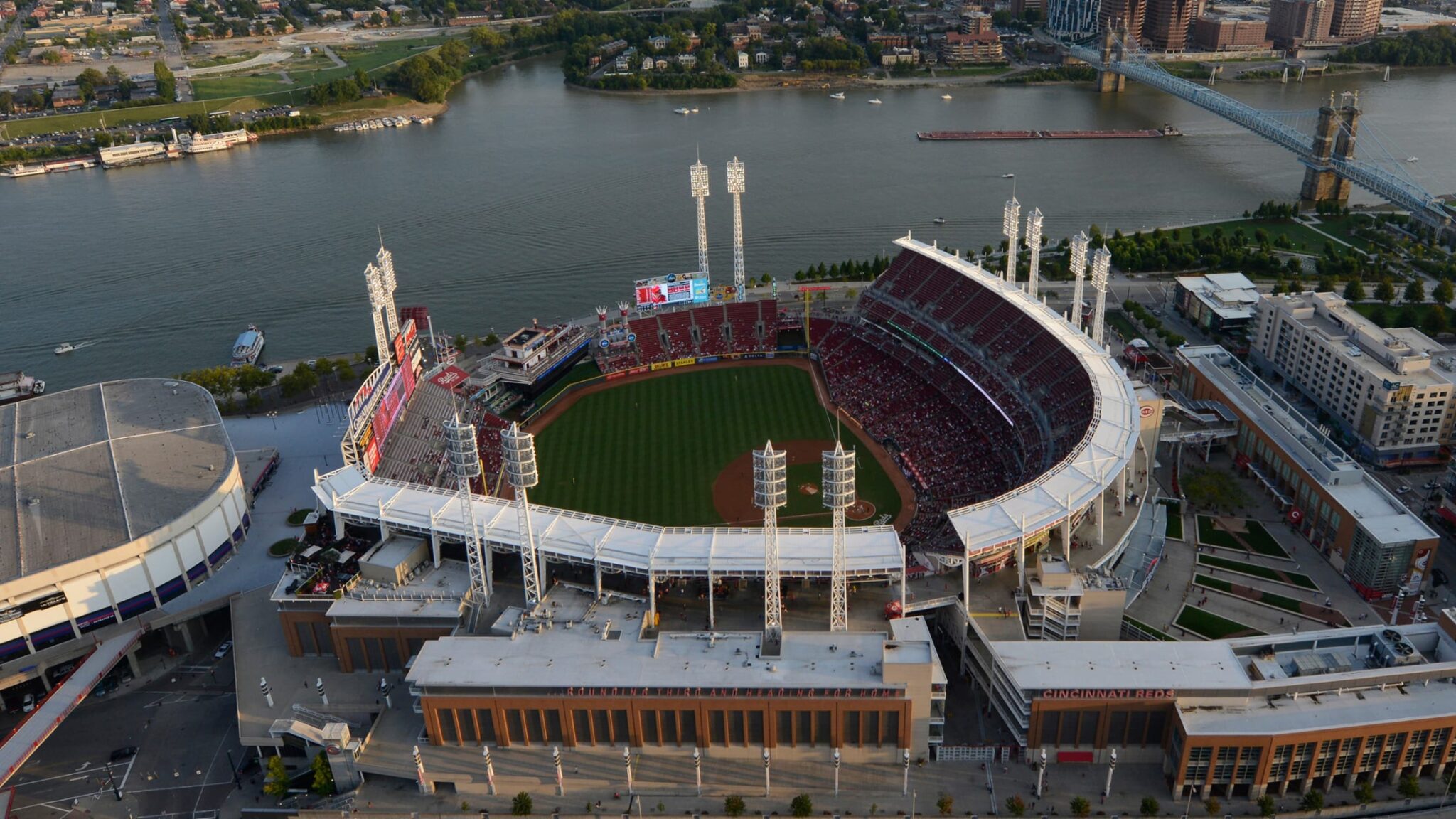 The Best Seats for the Cincinnati Reds at Great American Ball Park
