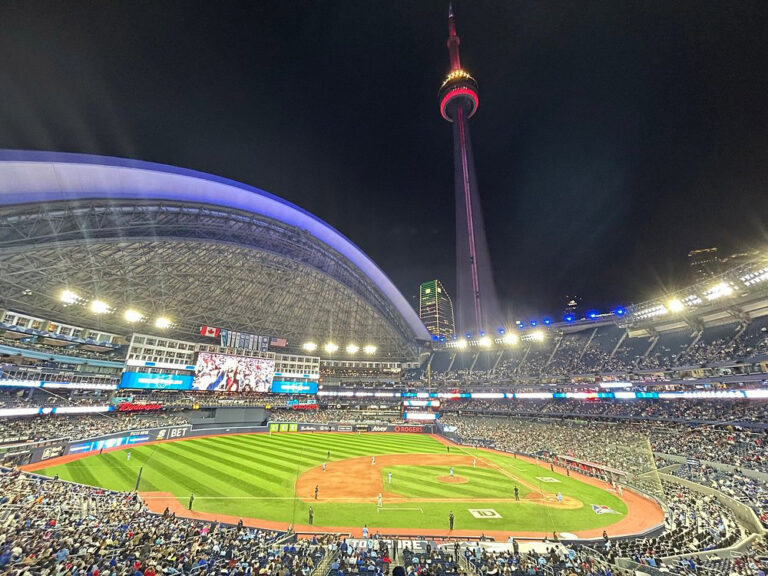 The Best Seats for Toronto Blue Jays at Rogers Centre