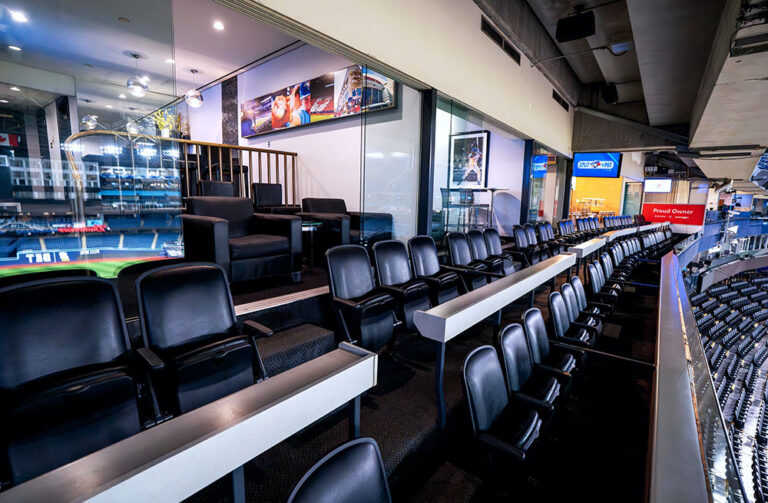 The Best Seats for Toronto Blue Jays at Rogers Centre